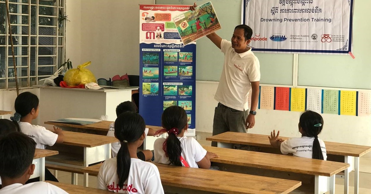 Helpcode - The right to be a child